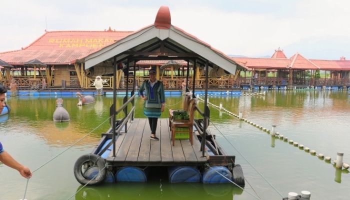 Kampung Rawa Ambarawa, Menikmati Menu Makanan Kampung